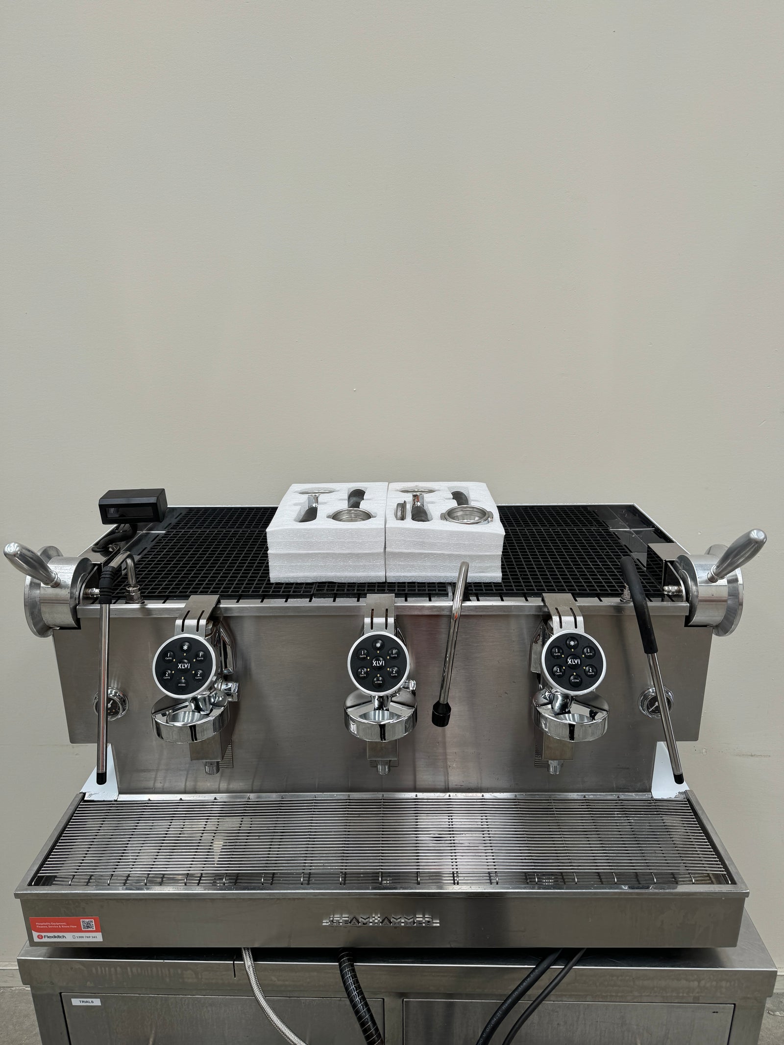 XLVI 3 GROUP STEAMHAMMER COFFEE MACHINE - Flexikitch